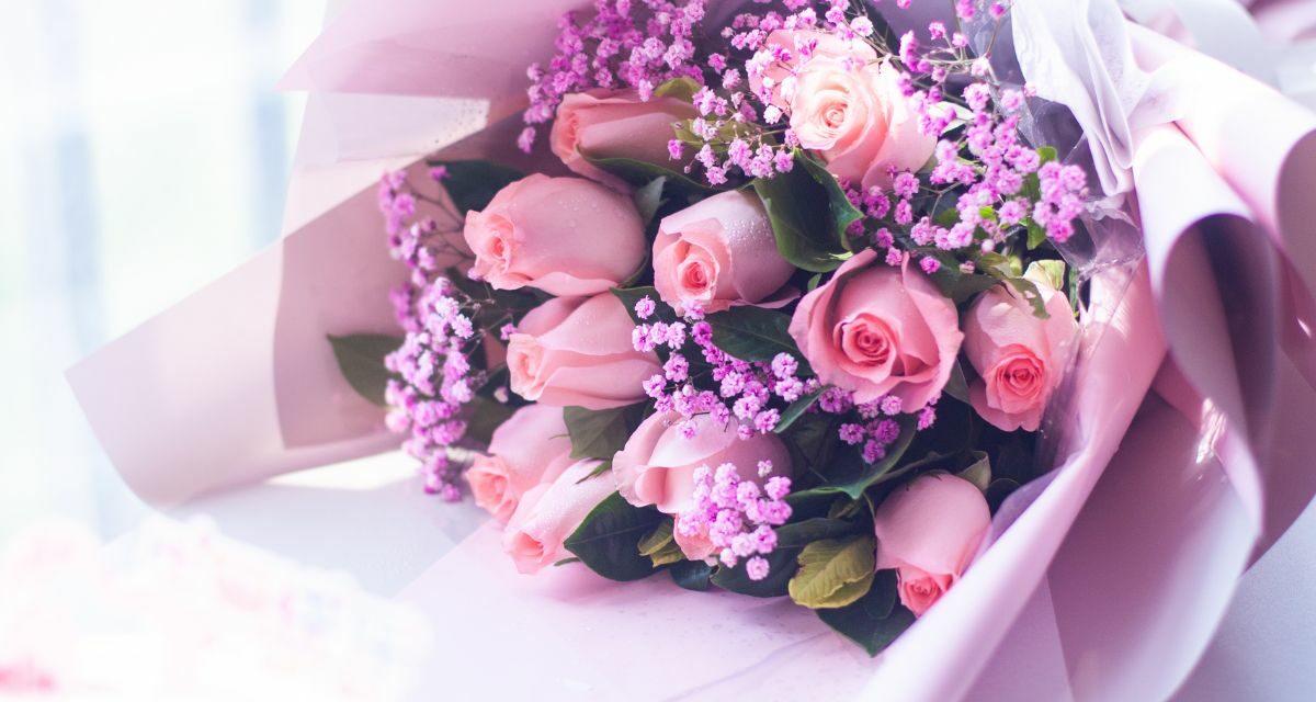 Expressing Emotions Through Rose Colour Meanings: A Guide